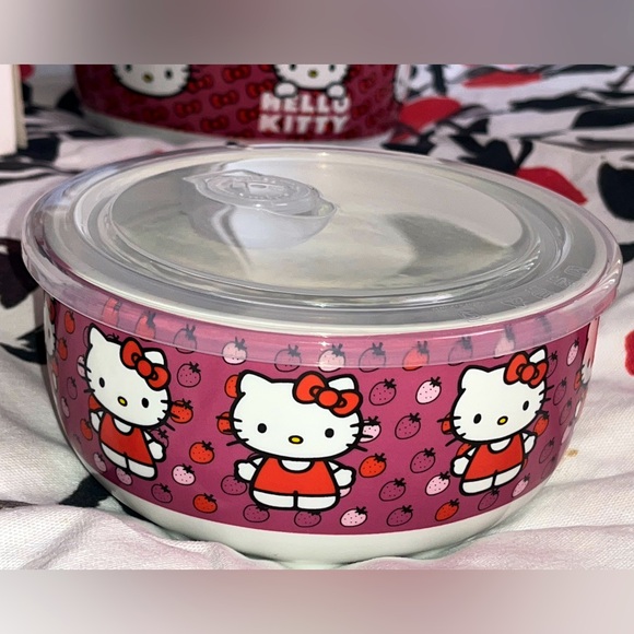 Hello Kitty | Kitchen | Hello Kitty Pink And Red Strawberry Patterned ...